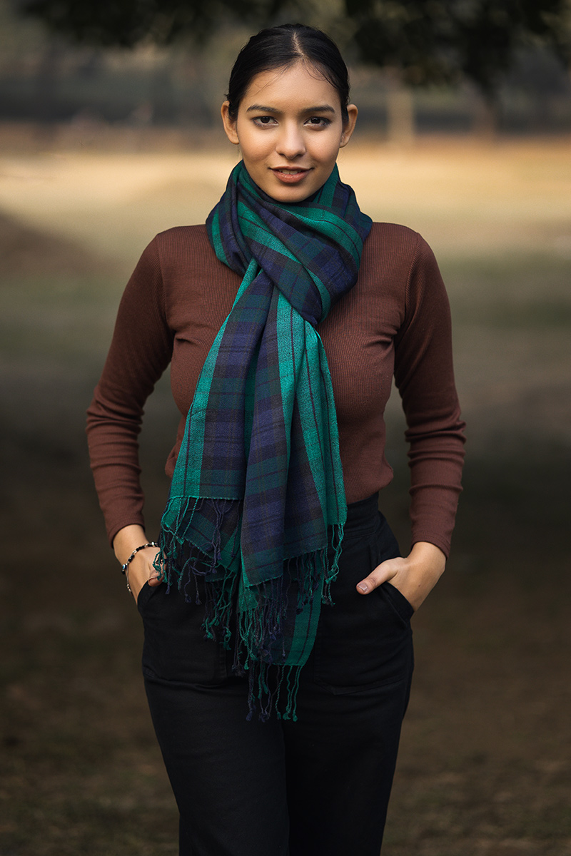 What is a Pashmina? A Guide to the Luxurious Fabric - Andaaz Fashion Blog